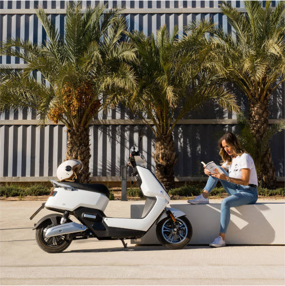 Electric motorcycle price - What is the best option? - Next Electric ...